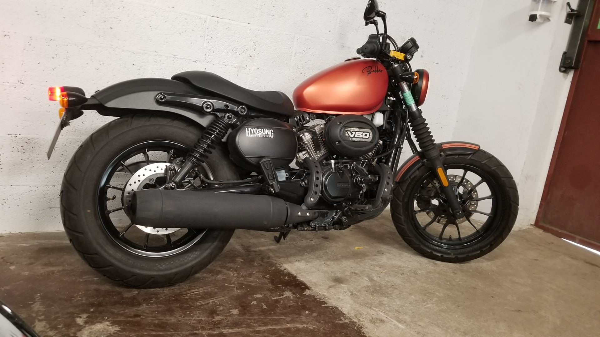 Moto depot : Motos d’occasion de 51 a 125 cc hyosung, BOBBER 125 HYOSUNG